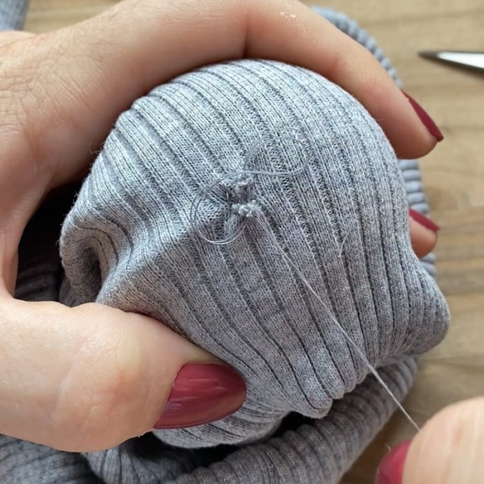 Réparer Un Trou Dans Un Tee-Shirt - Raccommoday #2